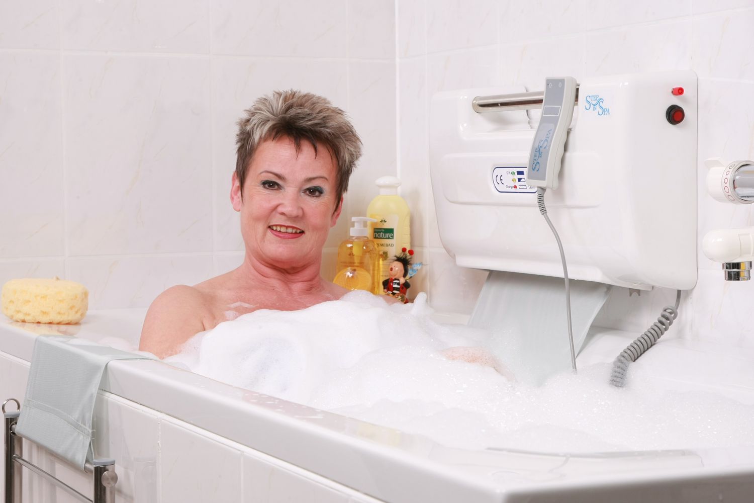 Bade-Band Wannenlift - B.MOBIL Berndt Mobilitätsprodukte GmbH