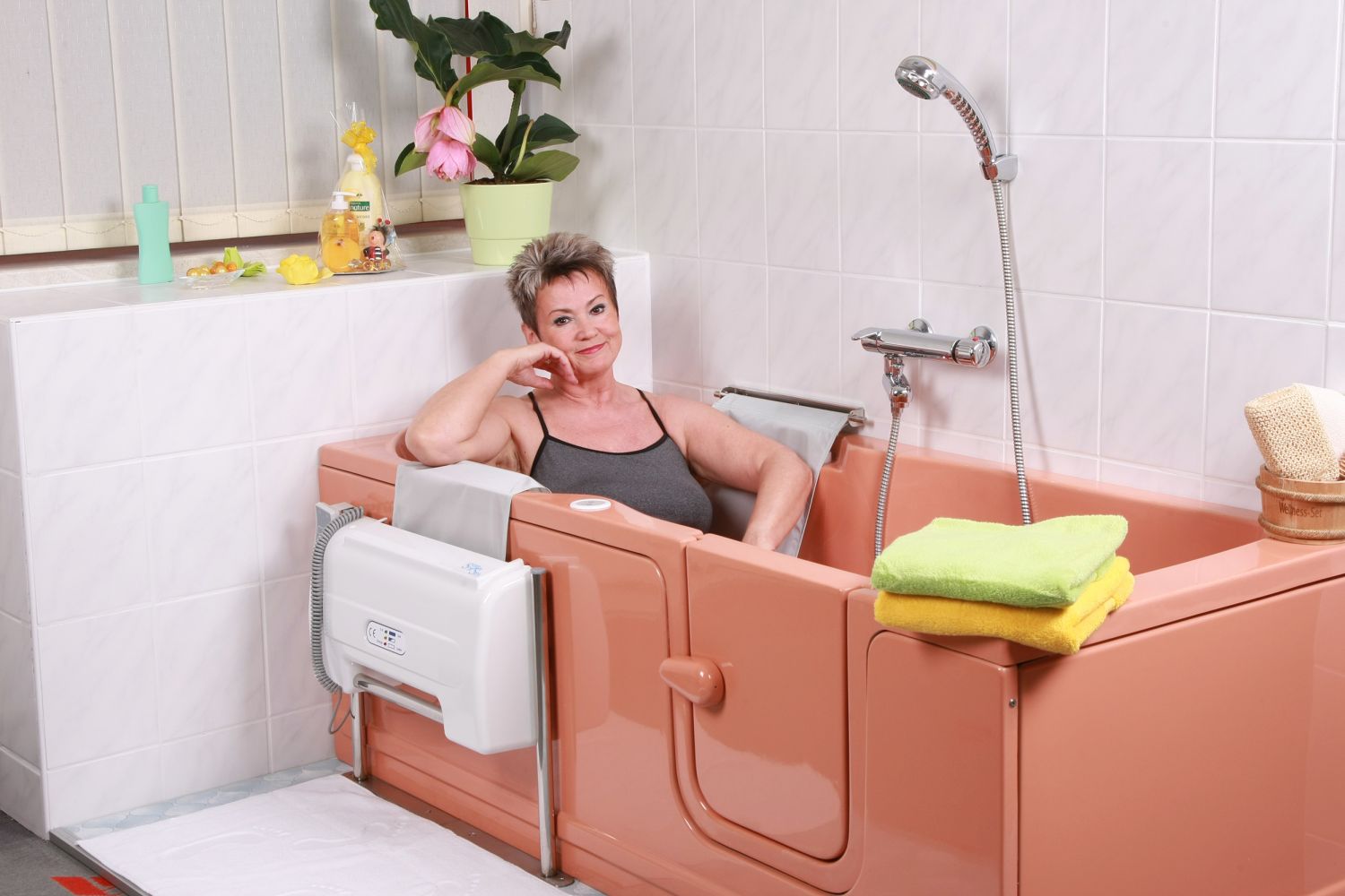 Bade-Band Wannenlift - B.MOBIL Berndt Mobilitätsprodukte GmbH