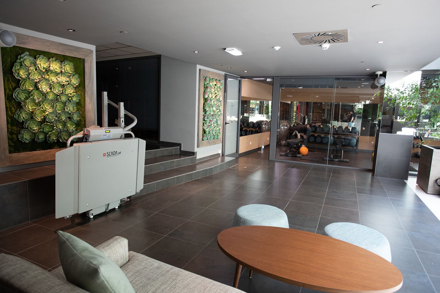 Lehner Plattformlifte - B.MOBIL Berndt Mobilitätsprodukte GmbH